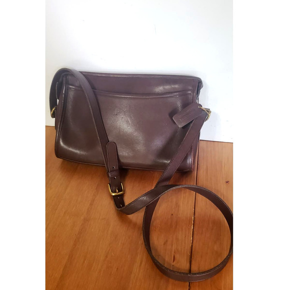 Coach | Bags | Vintage Coach Taylor Shoulder Bag Brown Leather Mid 999 ...